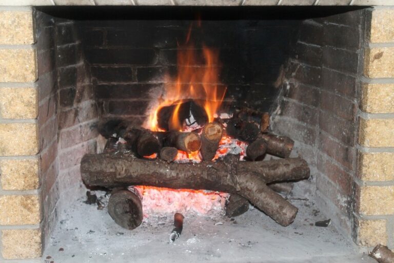 13 Most Common Indoor Air Pollutants - YourIAQ